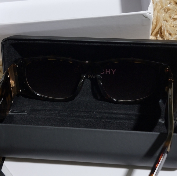 Givenchy | Accessories | Givenchy Womens Sunglasses | Poshmark